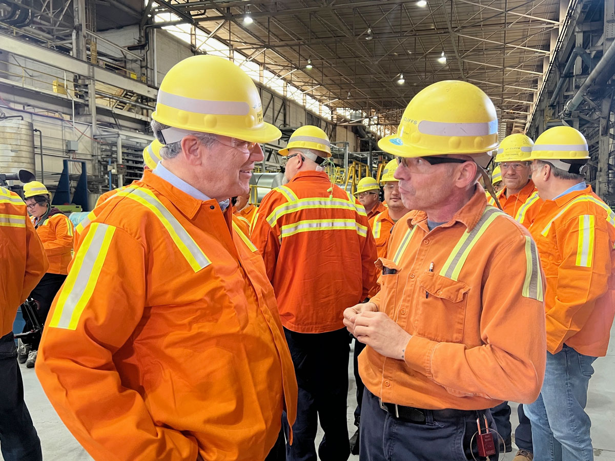 Sherrod Brown Fights for Ohio Workers